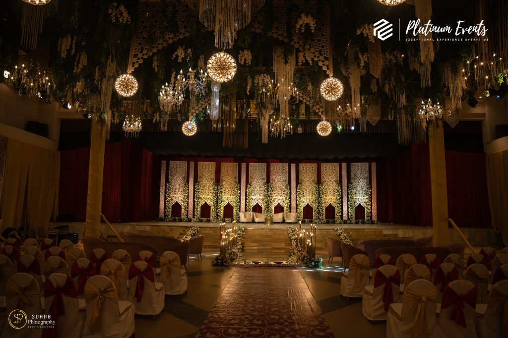 By Combining Red and Two Shades of Beige in the Decor - Platinum Events